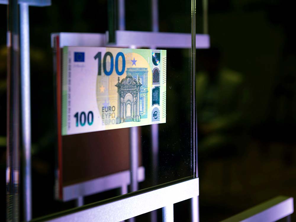 ECB surveys Europeans on new themes for euro banknotes | Mirage News